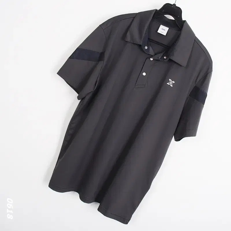 M/ JDX Golf Men's Short Sleeve Kara T-Shirt on Bunjang Global Site.