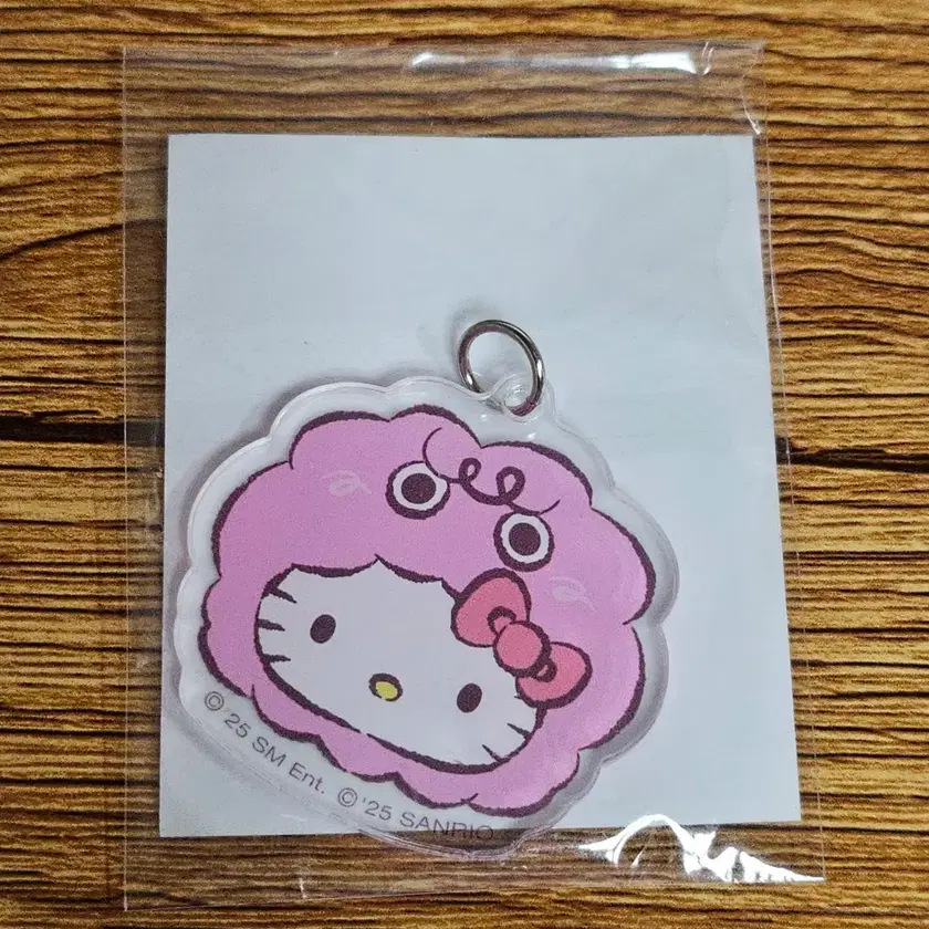 SHINEE | 샤이니 Shinee key Boksil x Hello Kitty pop up DIY keyring acrylic ...