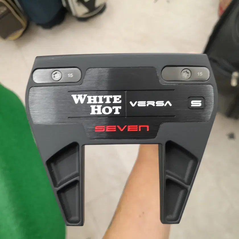 ODYSSEY | 오딧세이 Authentic Odyssey White Hot Versa SEVEN 34-inch Putter ...