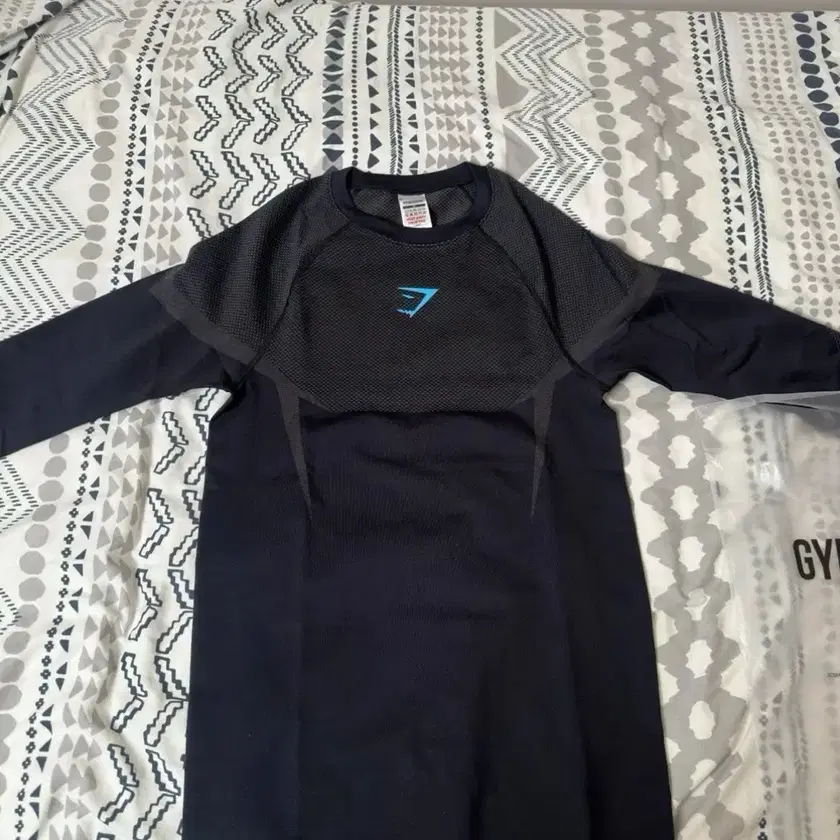 Gymshark Onyx v5 Blue Long Sleeve Authentic on Bunjang Global Site.