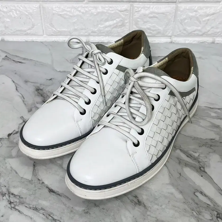 DAKS | 닥스 [260] Daks White Sneakers Men's Shoes #닥스260,#닥스신발,#닥스스니커즈 ...