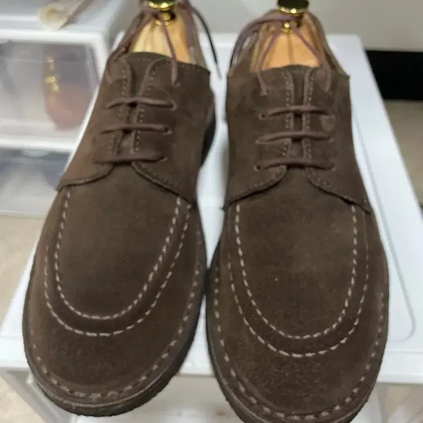DRAKE'S | 드레익스 Drake's Moc Toe Derby on Bunjang Global Site.
