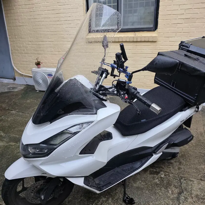 PCX 2022 model #PCX,#pcx22년식,#배달세팅 on Bunjang Global Site.