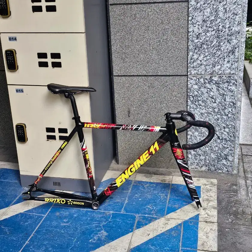 ENGINE11 | 엔진11 Engine11 Crit-D IRD 2024 Fixie Vahn #픽시,#로드자전거,#휠셋 ...