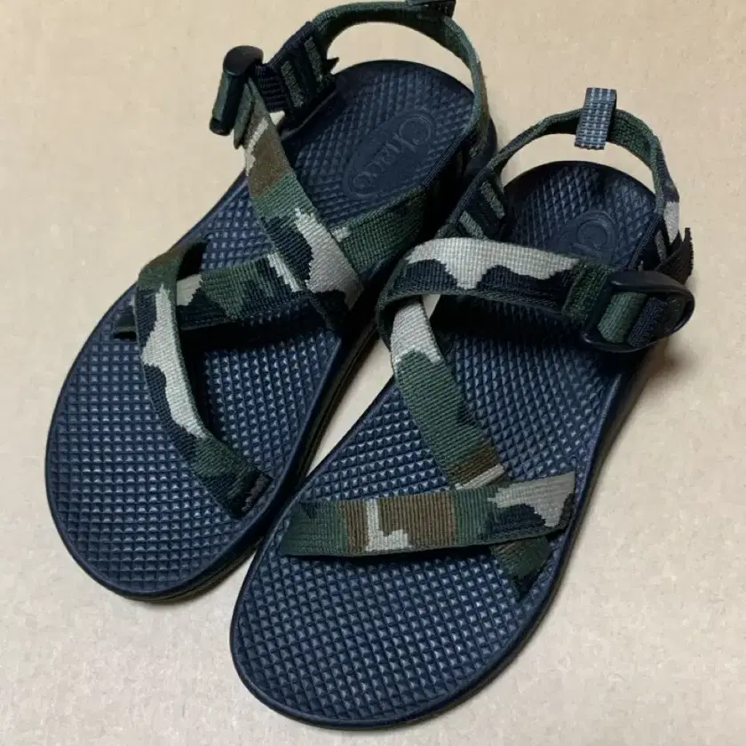 Chaco Z1 Kids Camo Pattern Size 4 (235) #차코,#chaco,#차코z1 on Bunjang ...
