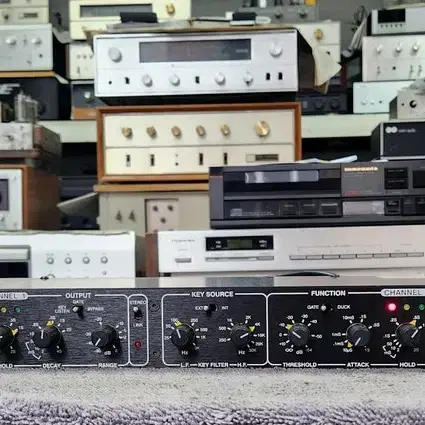 UK DBX AFS 224 Feedback Suppressor on Bunjang Global Site.