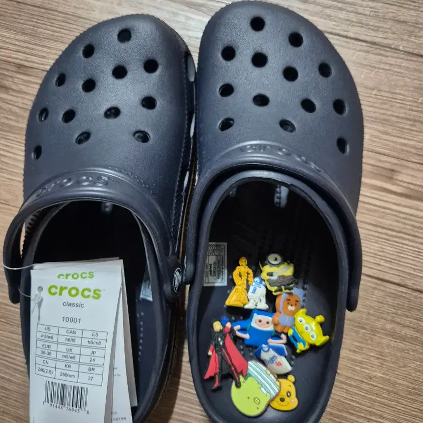 CROCS | 크록스 Crocs on Bunjang Global Site.