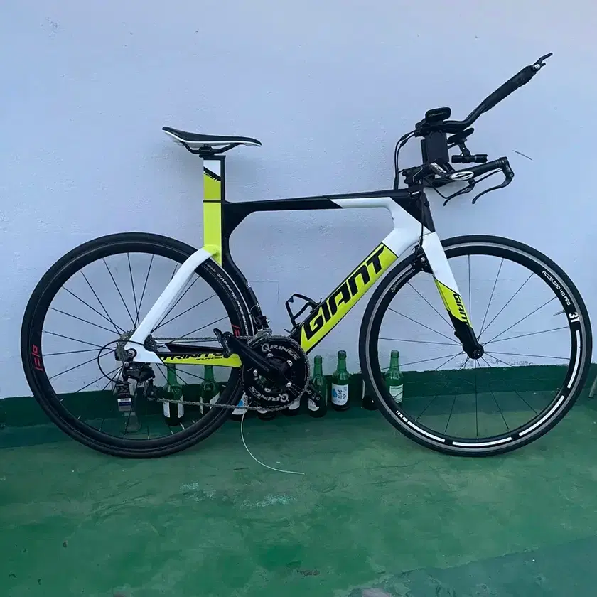 GIANT | 자이언트 Giant Trinity TT Bike on Bunjang Global Site.