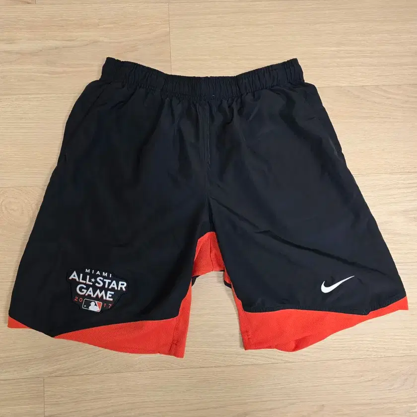 Nike Mlb Authentic Collection Dri-FIT Miami Shorts M (31-33 inches ...