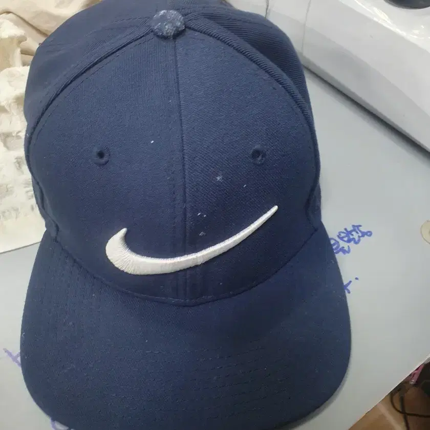 NIKE | 나이키 Nike ball cap navy free on Bunjang Global Site.