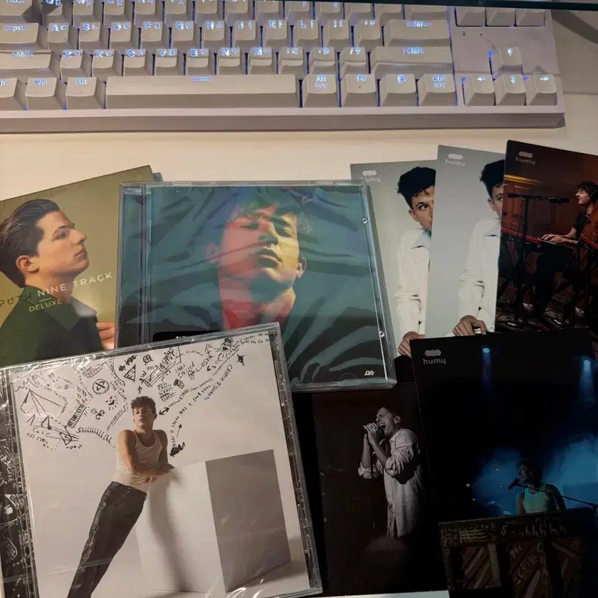 Charlie Puth CD (sealed), 6 postcards on Bunjang Global Site.