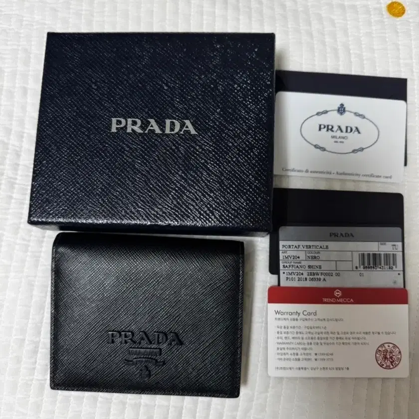 PRADA | 프라다 Prada Saffiano Black Logo Bifold Wallet on Bunjang Global Site.