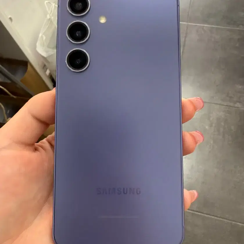 GALAXY | 갤럭시 Center Repair) Galaxy S24 256GB Violet/ Y943 #갤럭시S24 on Bunjang Global Site.