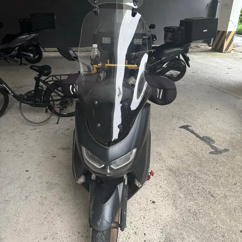 23년식 nmax125 배달셋판매합니다 #nmax,#nmax125,#오토바이125cc,#스쿠터,#pcx on Bunjang Global Site.