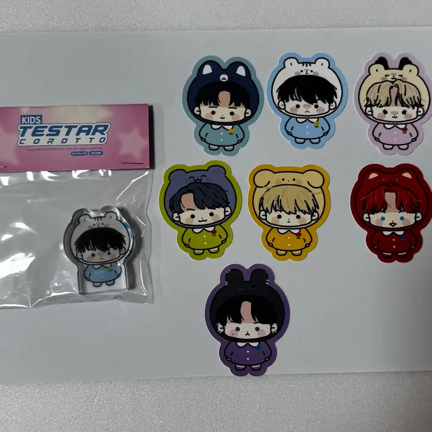Debut or Die Testar Kindergarten ujo sticker, Corotto bulk wts! #데못죽 ...
