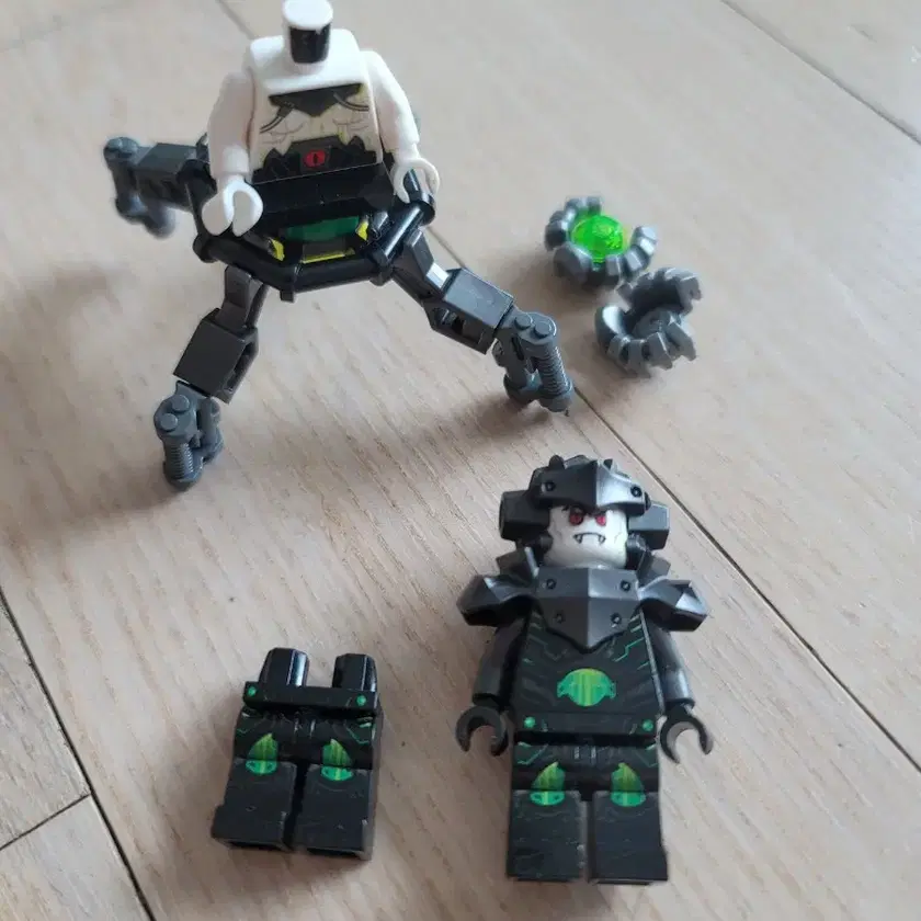 LEGO | 레고 Genuine Lego Nexo Knights Mega-Biter Fred Minifigure and ...