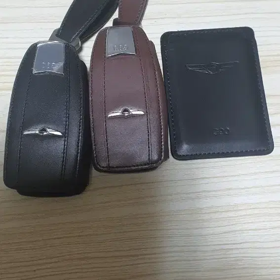 GENESIS | 제네시스 Genesis G90 Key Holder on Bunjang Global Site.