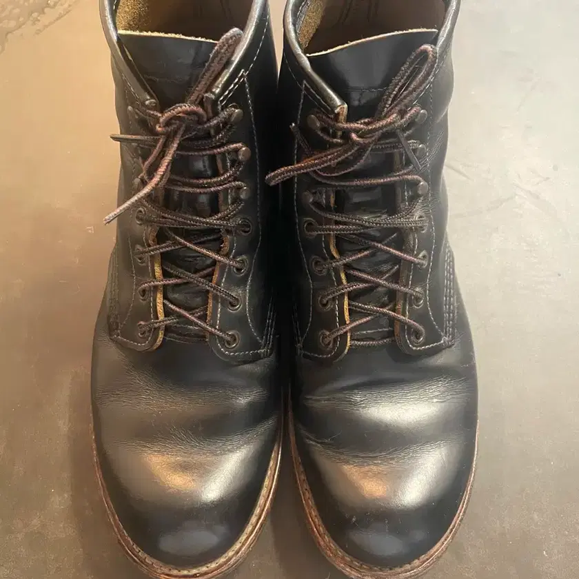 RED WING | 레드윙 Red Wing 9060 275 #레드윙9060,#레드윙백맨275,#아메카지워커 on Bunjang ...