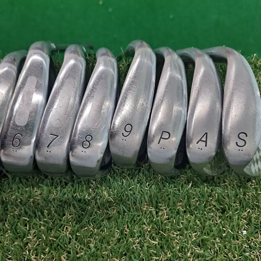 PRGR | 프로기아 PRGR Iron Set #PRGR,#RS,#PRGR아이언,#그라파이트,#프로기아 on Bunjang ...