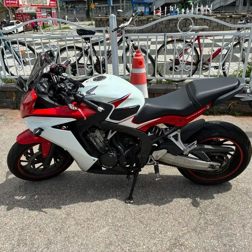 HONDA | 혼다 Honda Cbr650f (Akra full exhaust) Urgent sale at a bargain ...