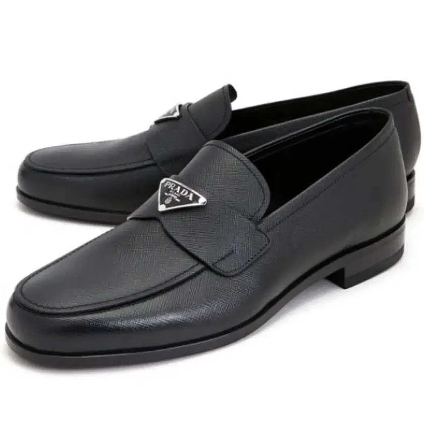 PRADA | 프라다 [6] Prada Saffiano Loafer #프라다,#사피아노,#로퍼 on Bunjang Global Site.