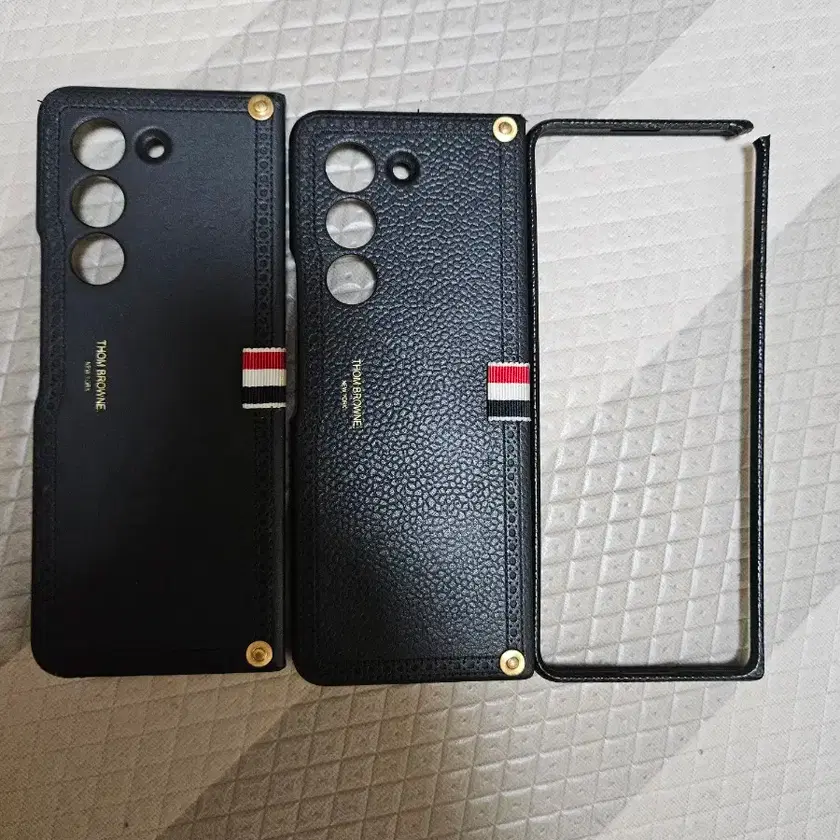 THOM BROWNE. | 톰브라운 Thom Browne. Edition Fold 5 Leather Case S Pen ...