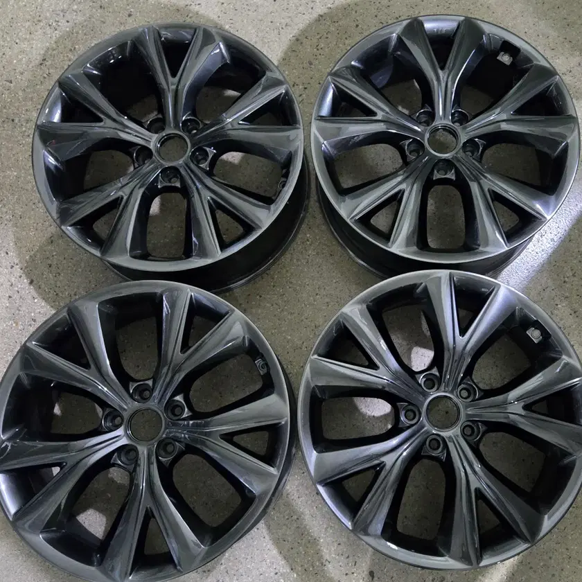 Santa Fe DM One Million Ghost Chrome 19-inch genuine wheels, trade-in ...