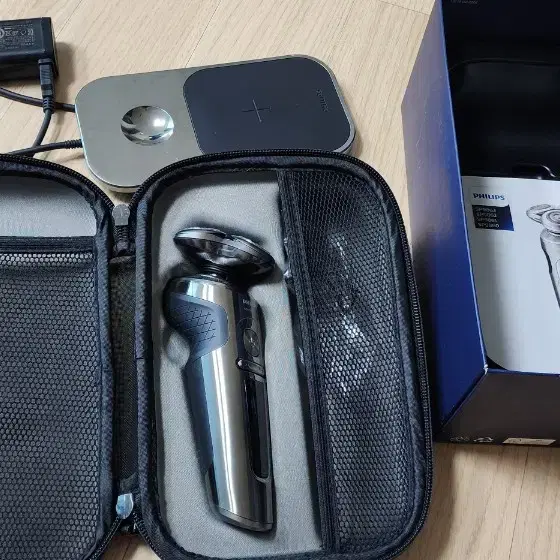 PHILIPS | 필립스 Philips Shaver Prestige SP9860 on Bunjang Global Site.
