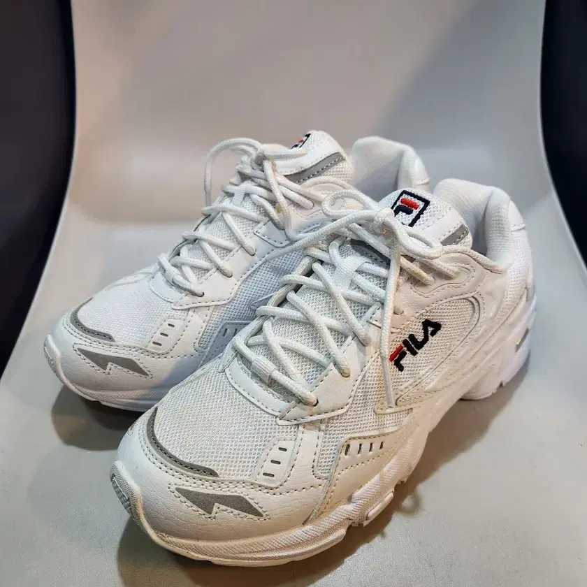 FILA | 휠라 Fila Unisex Memory Decimus v2 240mm #발편한,#240휠라,#러닝화240 on ...