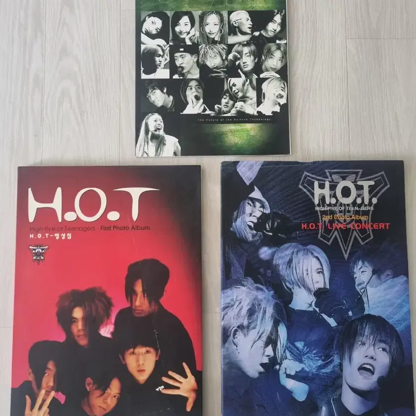 H.O.T FIRST & 2nd PHOTO ALBUM Videobook on Bunjang Global Site.
