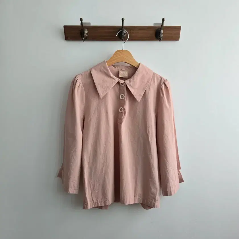 Ganni Song Cotton Blouse #가니송 on Bunjang Global Site.