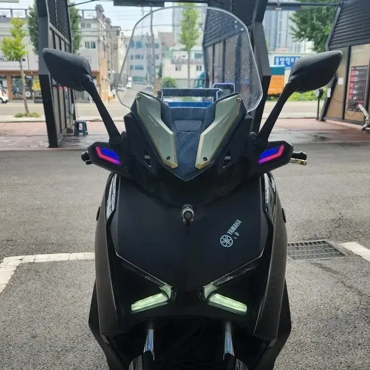 YAMAHA | 야마하 Yamaha Xmax300 2024 model #xmax300,#xmax,#2024,#스쿠터,#300cc ...