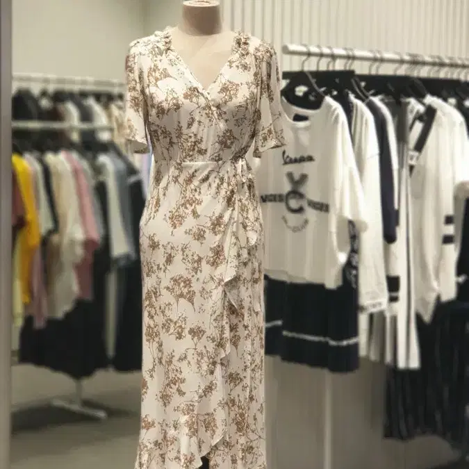 (Original price 200,000 won, guaranteed pretty) Voice of Voice Wrap ...