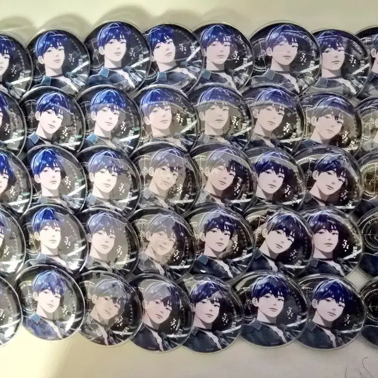 PLAVE | 플레이브 PLAVE yejun Can Badge Black yejun 2nd Anniversary Badge ...