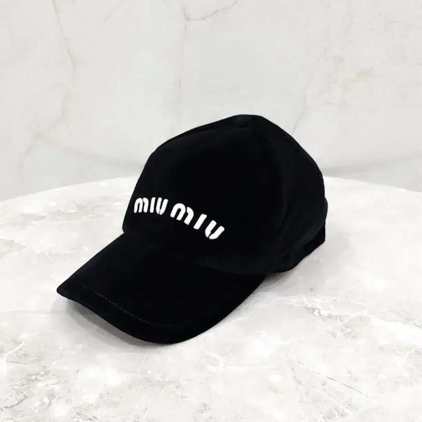 MIU MIU | 미우미우 Miu Miu Velvet Embroidered Logo Baseball Cap 5HC179 ...
