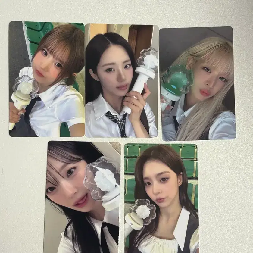 FROMIS_9 | 프로미스나인 Fromis_9 lightstick poca bulk wts on Bunjang Global Site.