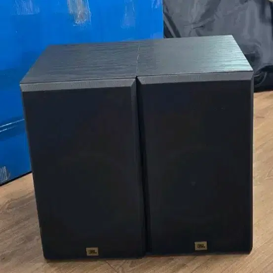 Jbl TLX 205 MKII Bookshelf Speaker #jbl,#스피커 on Bunjang Global Site.