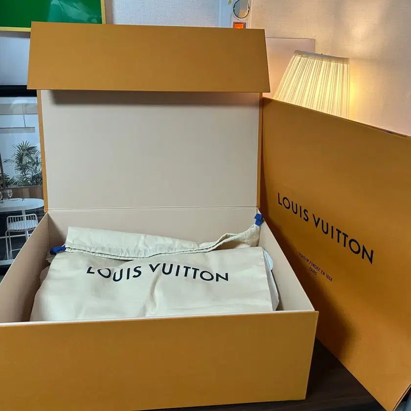 LOUIS VUITTON | 루이비통 Large Box + Shopping Bag Set for Louis Vuitton Bag ...