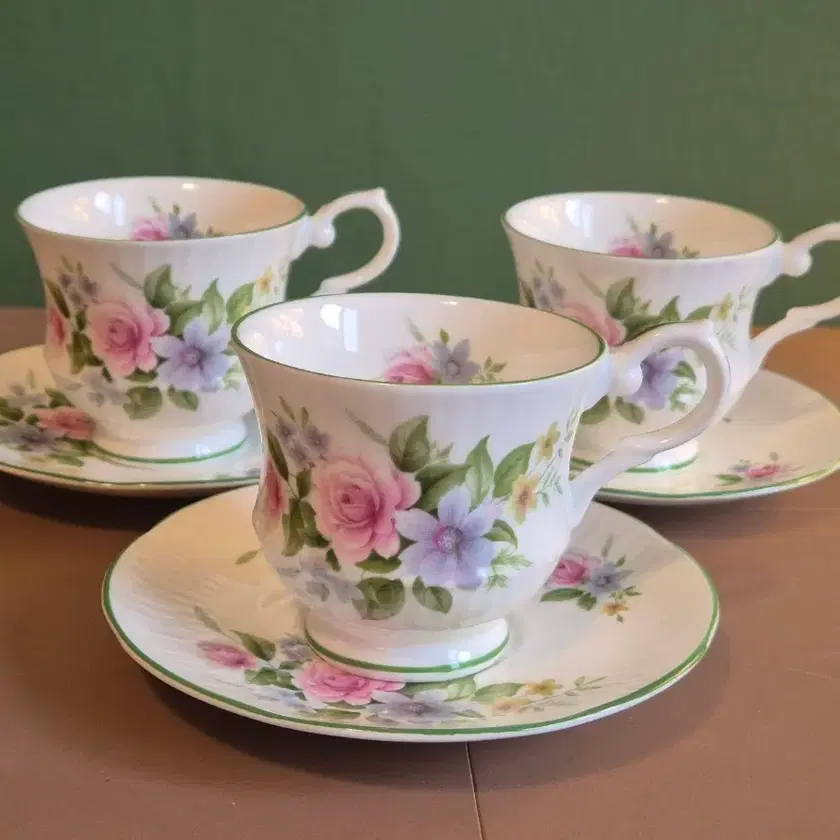 Vintage England Springfield teacup. Price per jo. #빈티지찻잔,#엔틱찻잔,#영국찻잔 on ...
