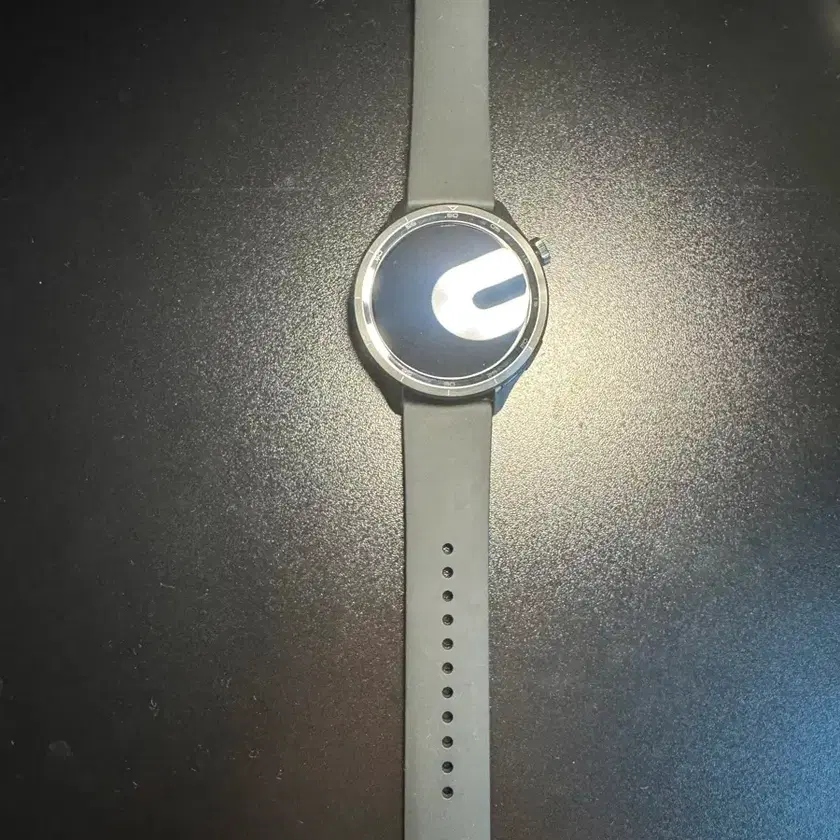 Xiaomi S4 Watch on Bunjang Global Site.