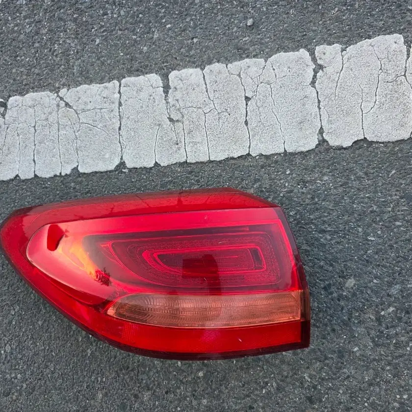 K9 1st Gen Driver Side Tail Light #k9후미등,#k9데로등,#k9테일램프,#k9 on Bunjang ...