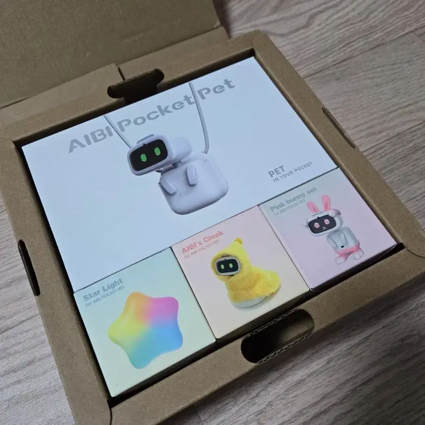 Selling aibi Robot (Ivy Pocket AI Pet Robot). on Bunjang Global Site.