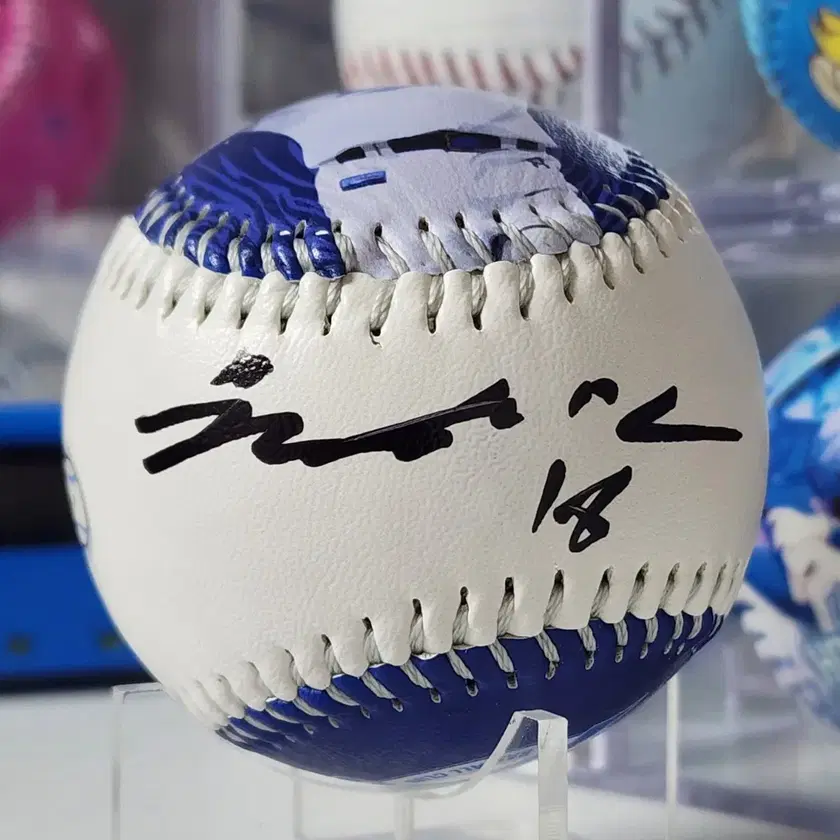 Samsung Lions Won Tae-in Most Wins Award Commemorative Ball Autographed ...