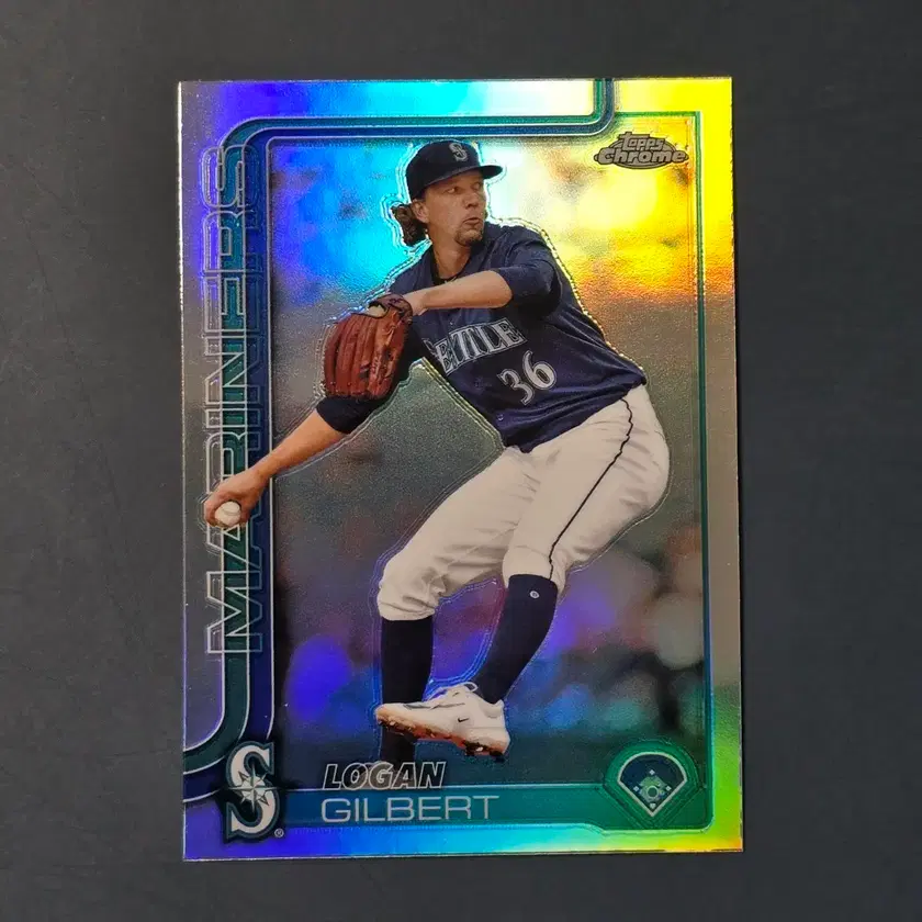 MLB Logan Gilbert Mlb 2025 Topps Chrome Refractor on Bunjang Global Site.