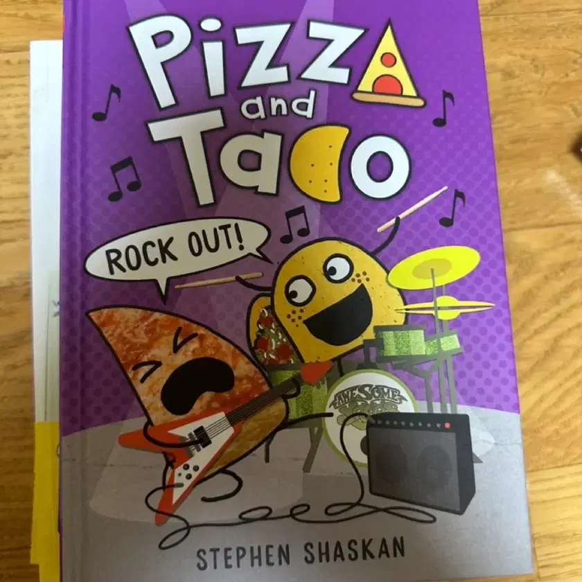 Pizza and Taco English Picture Book on Bunjang Global Site.
