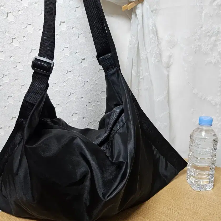 Demoo Park Chun-moo Shoulder Bag, Large Size #데무가방,#박춘무가방,#디데무가방,#박춘무 ...