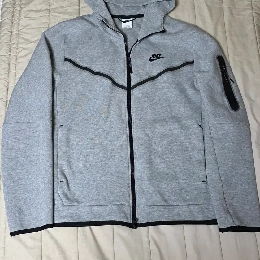 NIKE | 나이키 Nike Tech Fleece Windrunner Full-Zip Hoodie CU4490-063 on ...