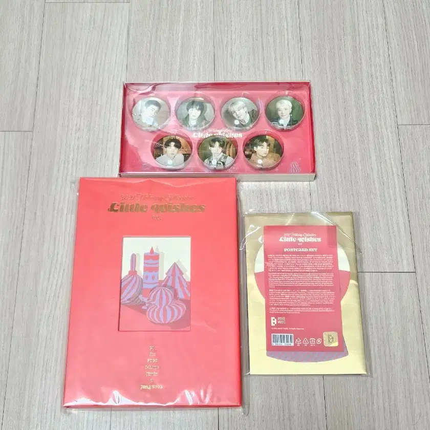 BTS Sealed) Bangtan Holiday Collection Magnet, Photobook, Postcard Set ...