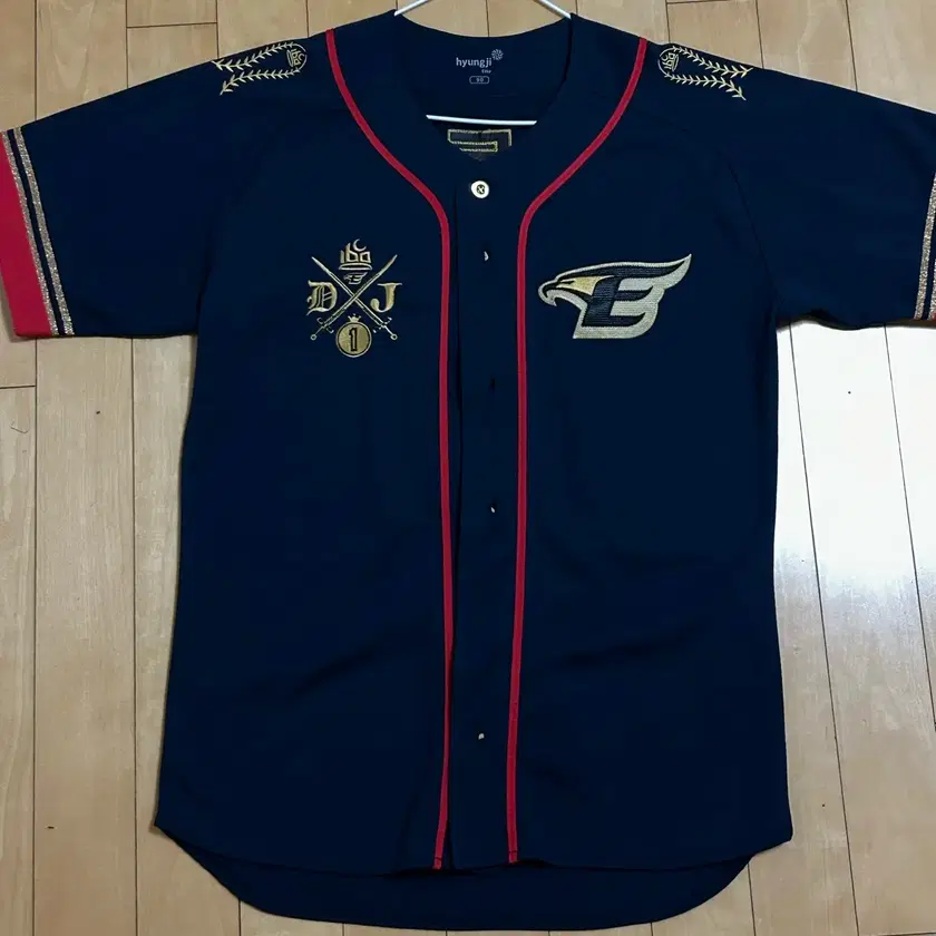Hanwha Eagles Moon Dong-ju Rookie of the Year Commemorative Uniform ...