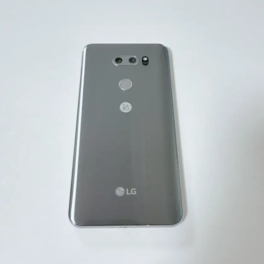 LG | LG전자 LG V30 Silver 64GB Used Phone on Bunjang Global Site.